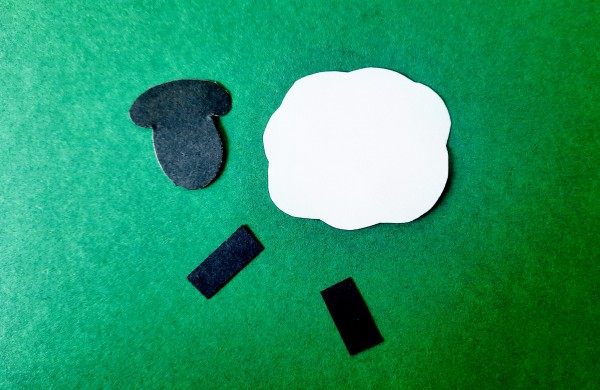 Sheep corner bookmarks - This Crafty Family - Crafts for kids