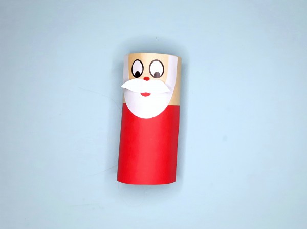 Paper roll Santa - This Crafty Family - Crafts for kids