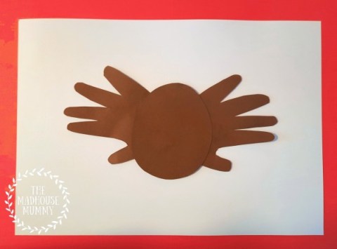 Hand print robin craft - This Crafty Family - Crafts for kids