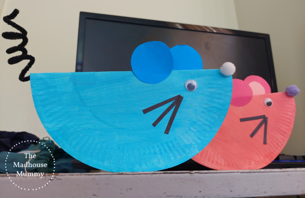 Paper plate mouse - This Crafty Family - Crafts for kids