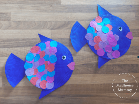 Paper plate Rainbow fish - This Crafty Family - Crafts for kids