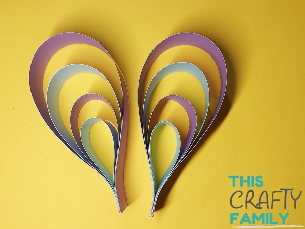 Paper heart garlands - This Crafty Family