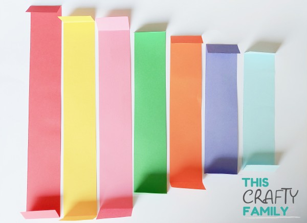 Paper rainbow craft - This Crafty Family