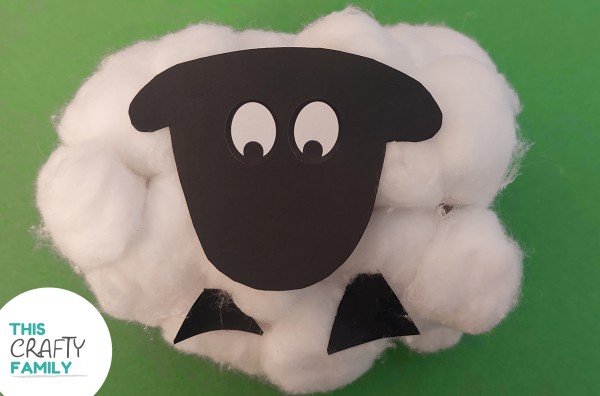 Fluffy sheep Craft - This Crafty Family