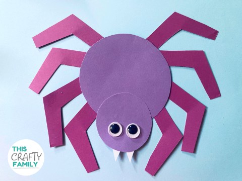Hanging paper spider - This Crafty Family