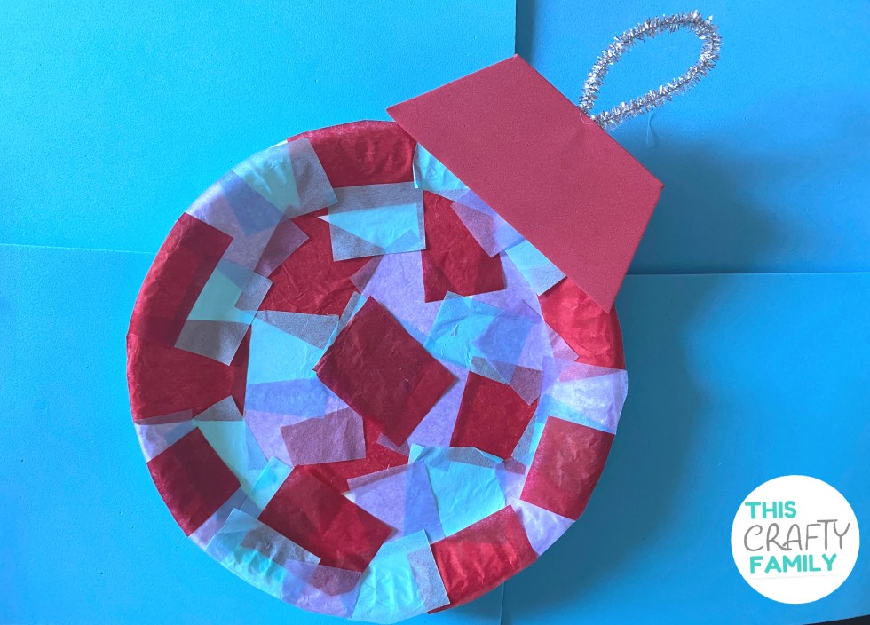 Paper plate baubles - This Crafty Family