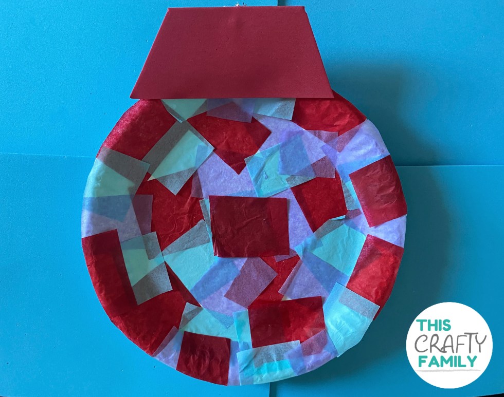Paper plate baubles - This Crafty Family
