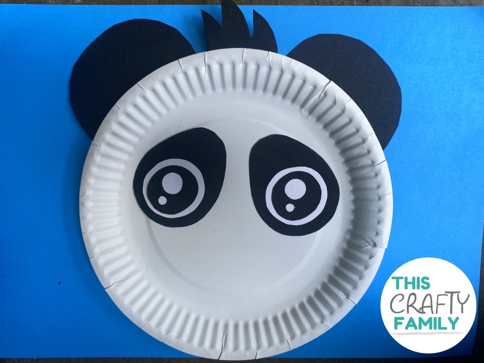 Paper plate panda - This Crafty Family