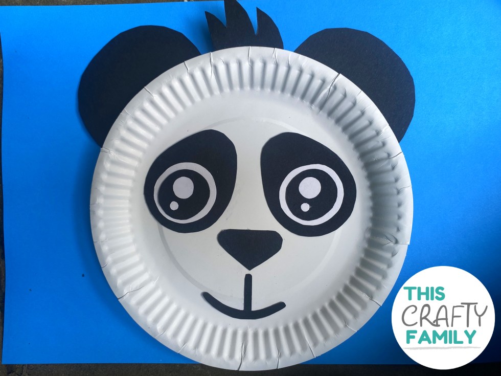Paper plate panda - This Crafty Family