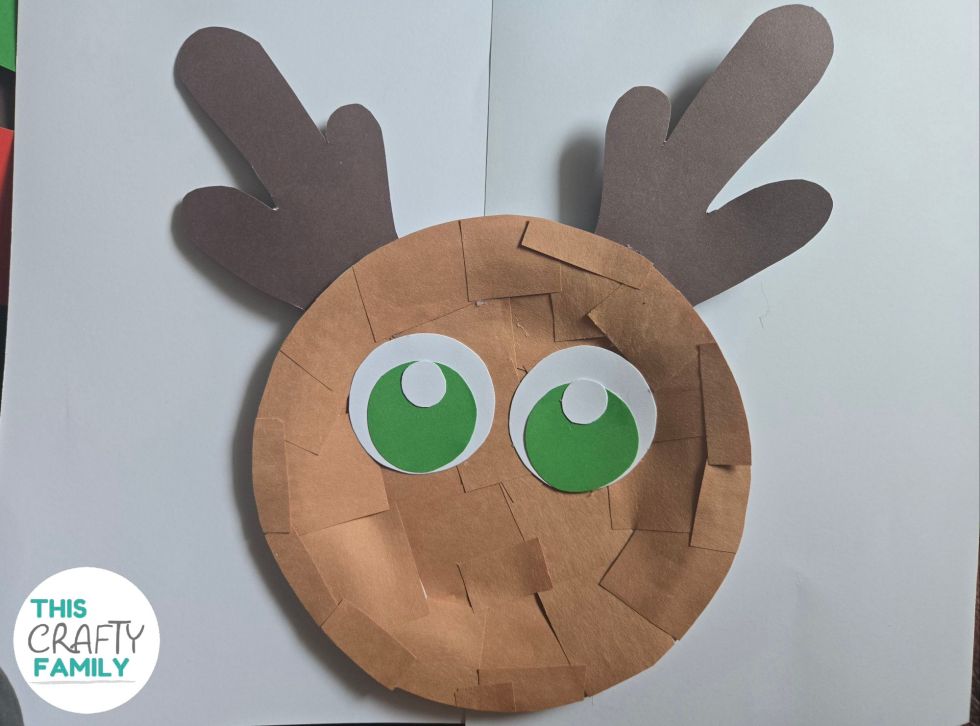 Paper plate rudolph - This Crafty Family