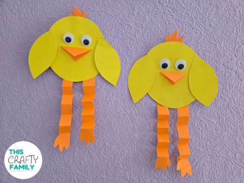 Easy Easter chick craft - This Crafty Family