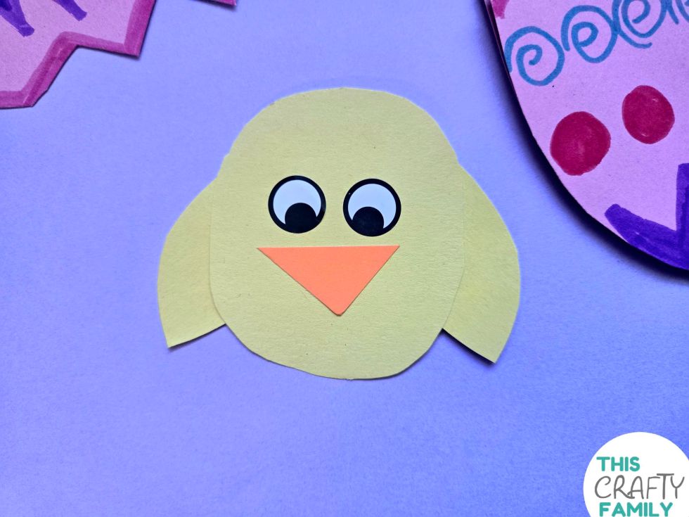 Pop up Easter chicks - This Crafty Family
