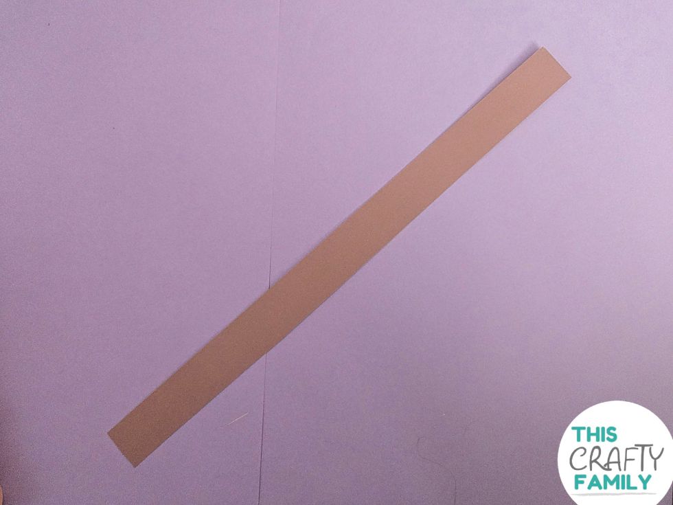 Wiggly paper worms - This Crafty Family - crafts for kids